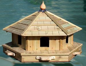 Somerton Floating Duck House, Waterfowl Nesting Box For Pond Or Lake ...